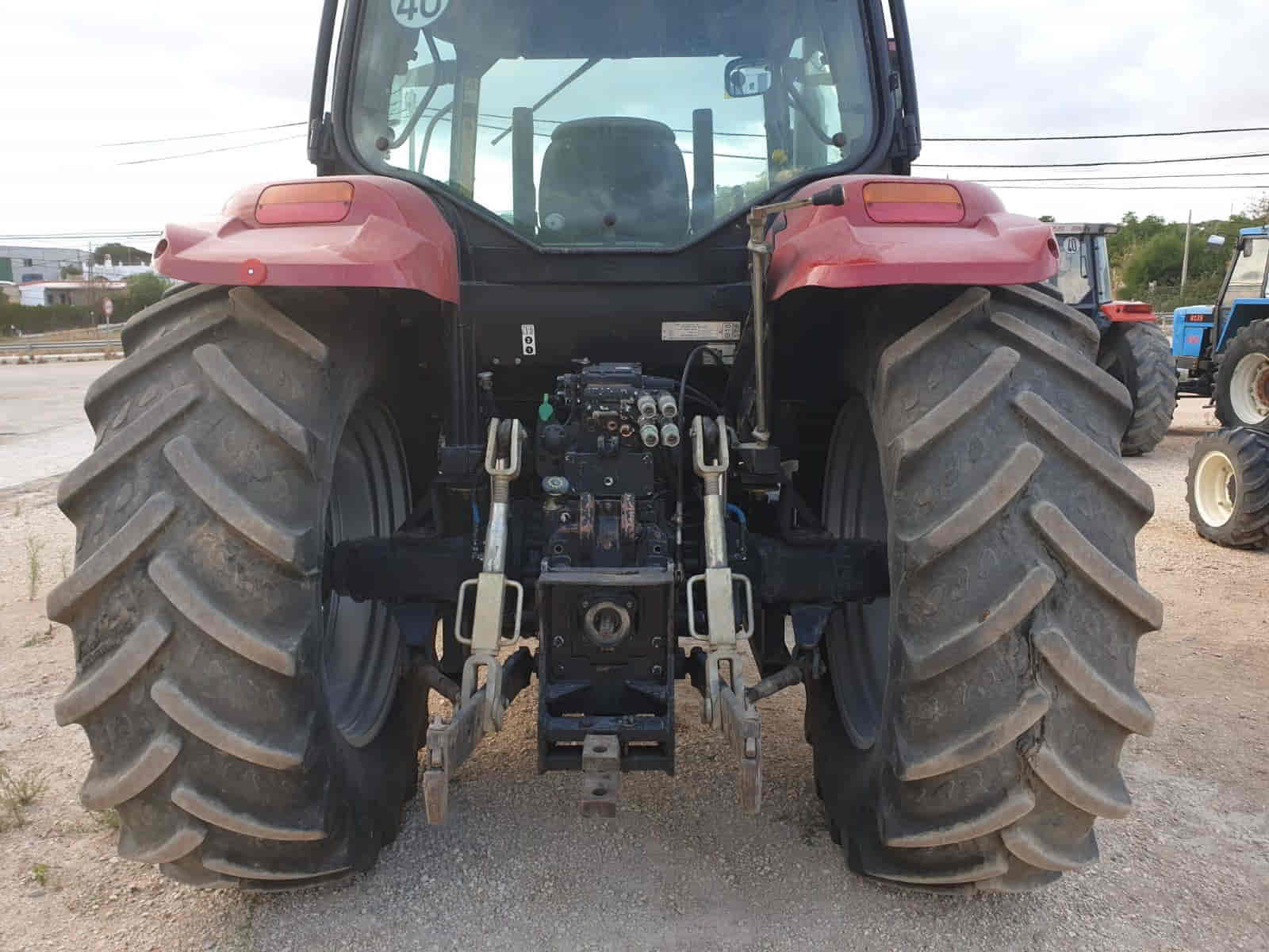 Tractor de ocasión Case MXU115 con pala el León - Rinoagro
