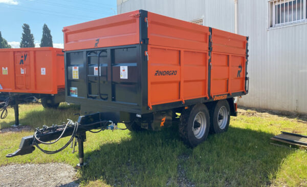 ¿Qué tipos de remolques para el campo hay disponibles?